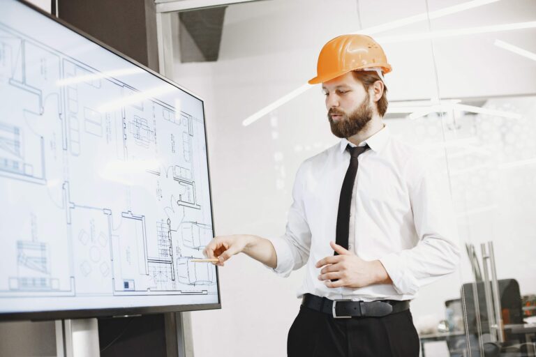 Construction Project Team Structure: How to Manage a Construction Team
